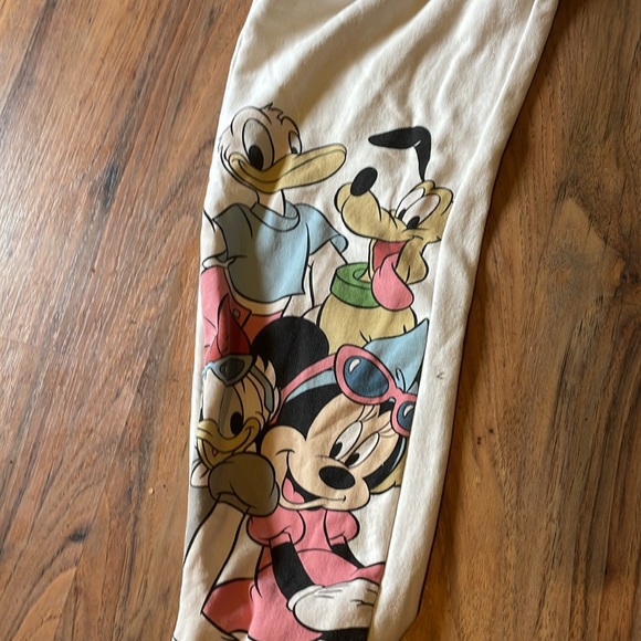Disney | Pants & Jumpsuits | Disney White Sweatpants With Cartoon ...